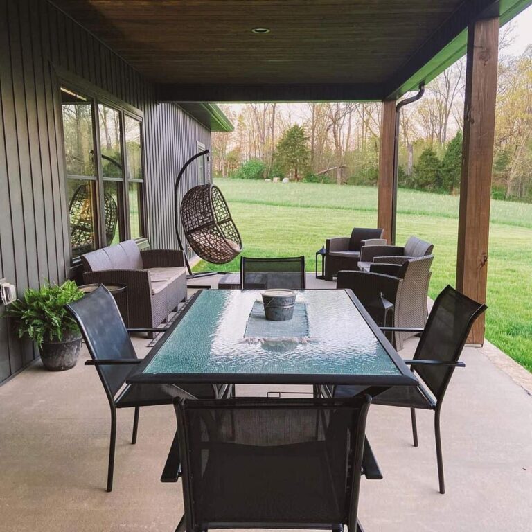 26 Inspiring Outdoor Sitting Ideas for Any Yard -Architectural Foundation