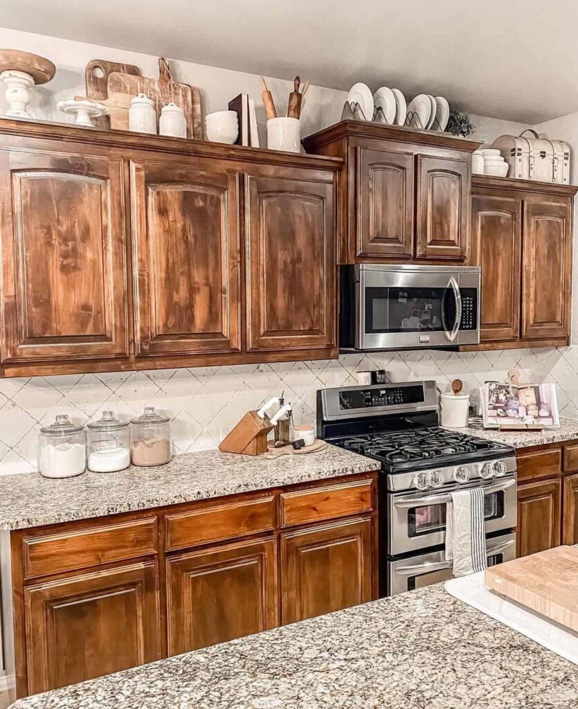 22 Over-the-Range Microwave Cabinet Ideas for a Sleek Kitchen ...