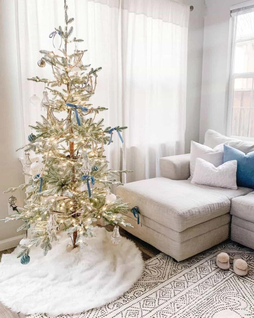28 Christmas Tree Bow Ideas to Elevate Your Tree -Architectural Foundation