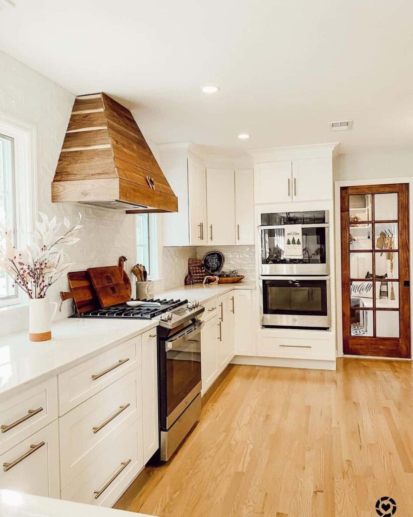 28 Range Hood Ceiling Ideas for a Stunning Kitchen -Architectural ...