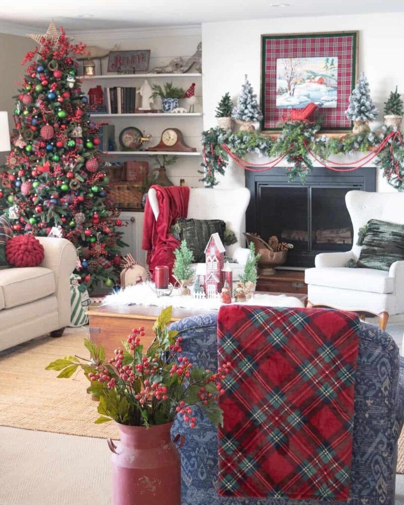 27 Plaid Christmas Tree Ideas for a Rustic Feel -Architectural Foundation