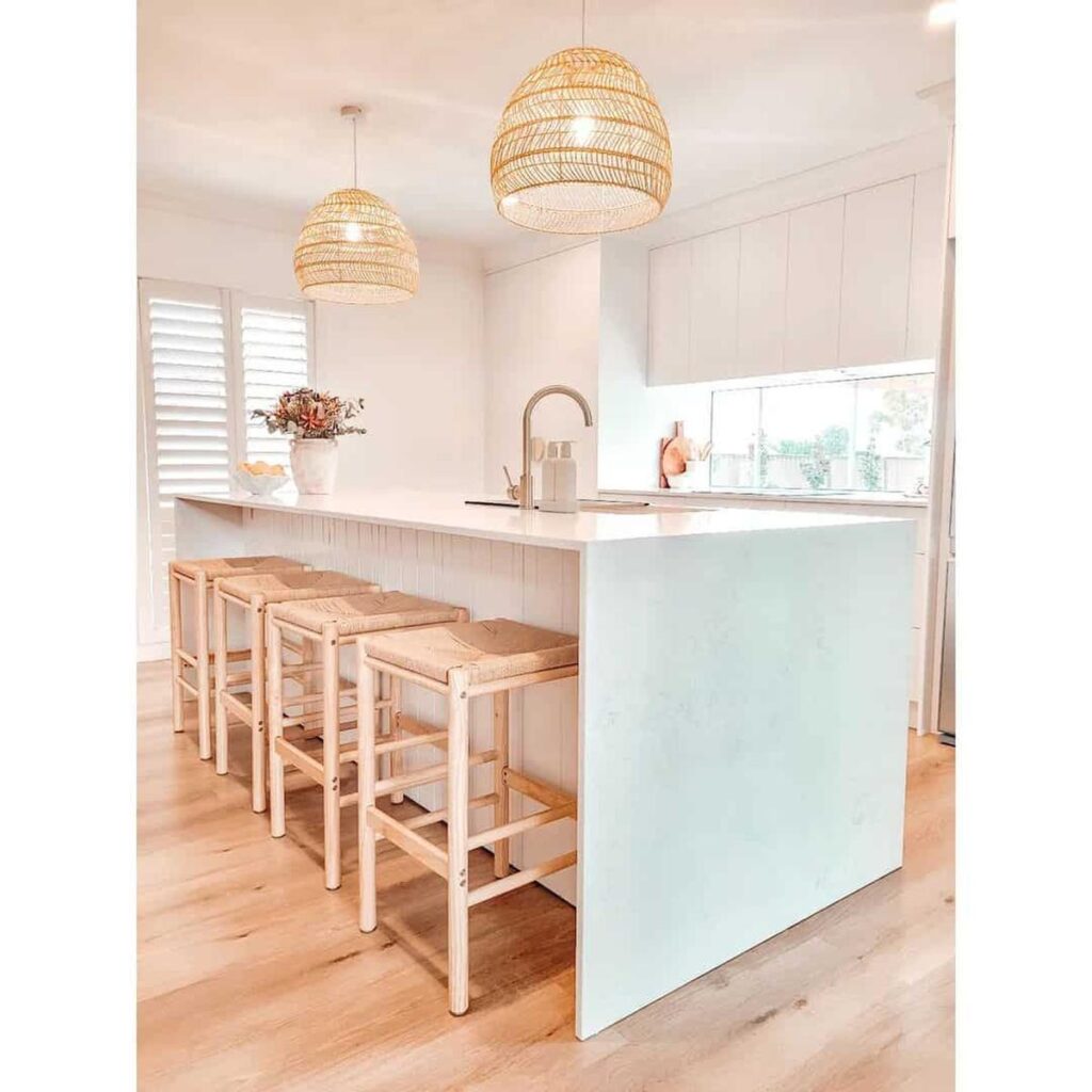 23 High-End Cabinet End Panel Designs for Luxury Kitchens ...