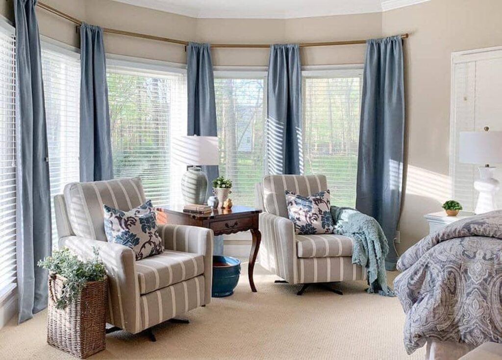 28 Curtain Ideas for Living Rooms to Frame Your Space -Architectural ...