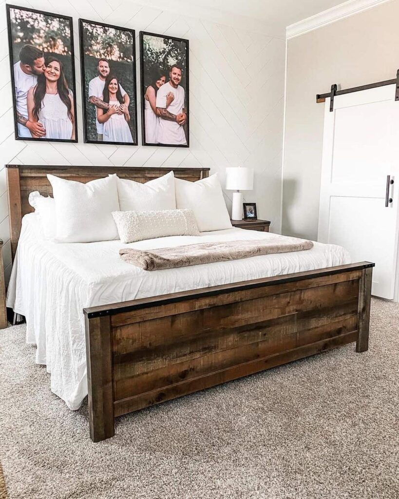 35 Unique Ideas for Displaying Three Photo Frames on a Wall ...