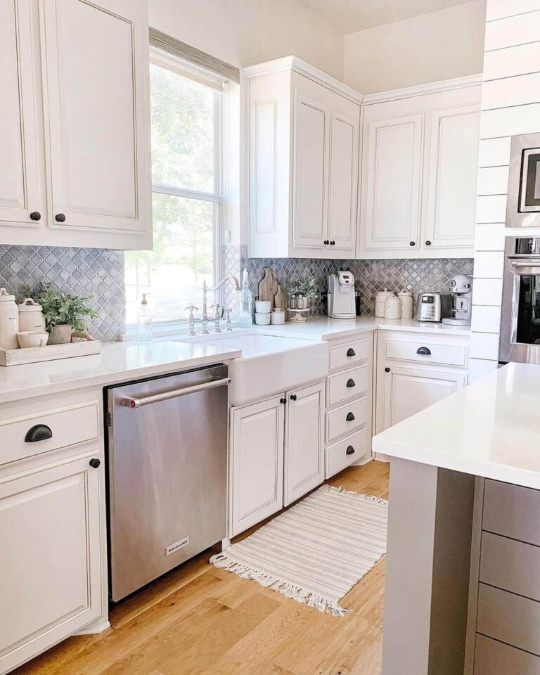 23 Beautiful Grey Kitchen Backsplash Ideas to Achieve a Classic Style ...