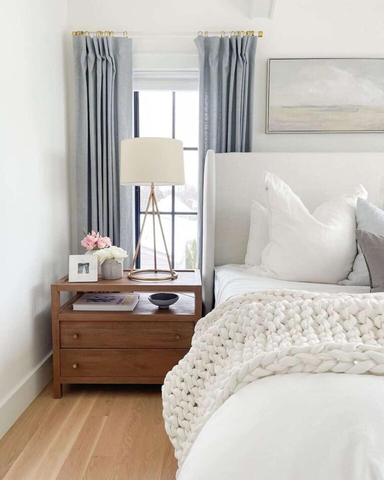 35 Stylish Wide Nightstands for Your Farmhouse Bedroom -Architectural ...
