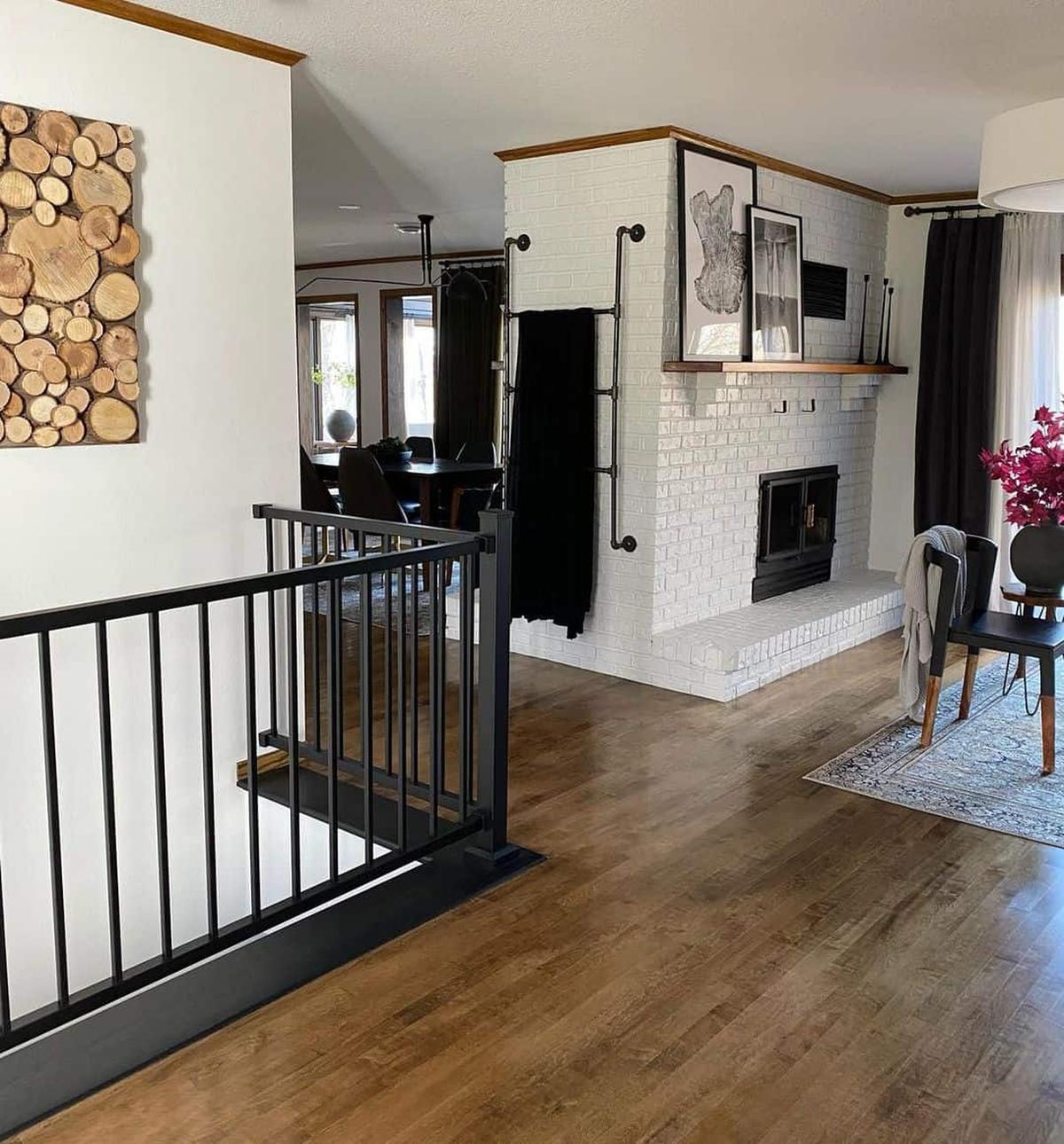 12 Bold Black Metal Railings to Upgrade Your Stairway -Architectural ...