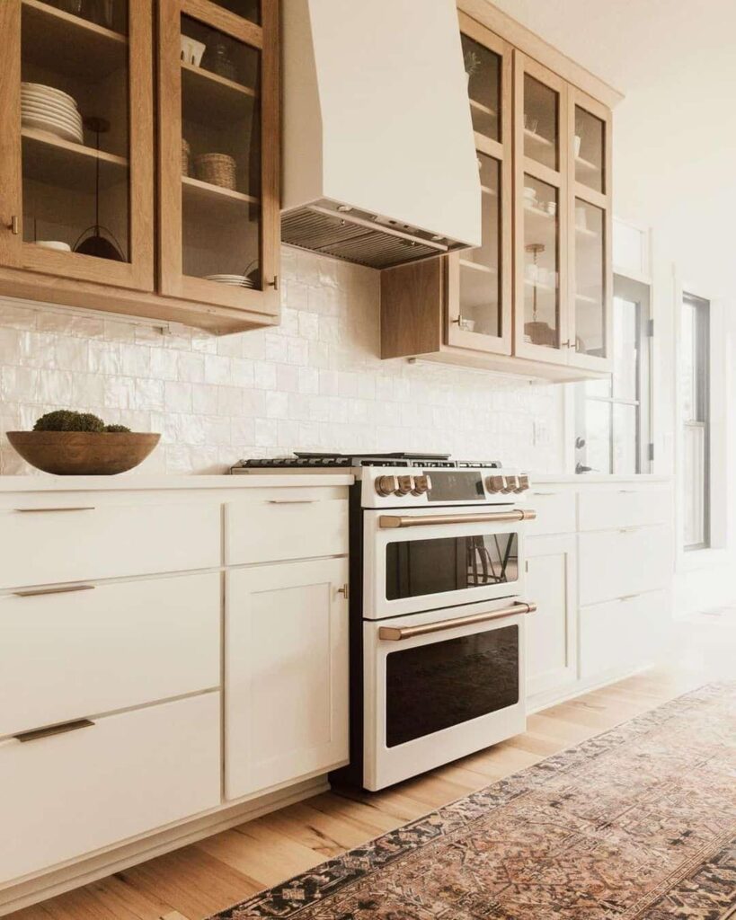 16 Modern Kitchen Ideas with Classic Oak Cabinets -Architectural Foundation