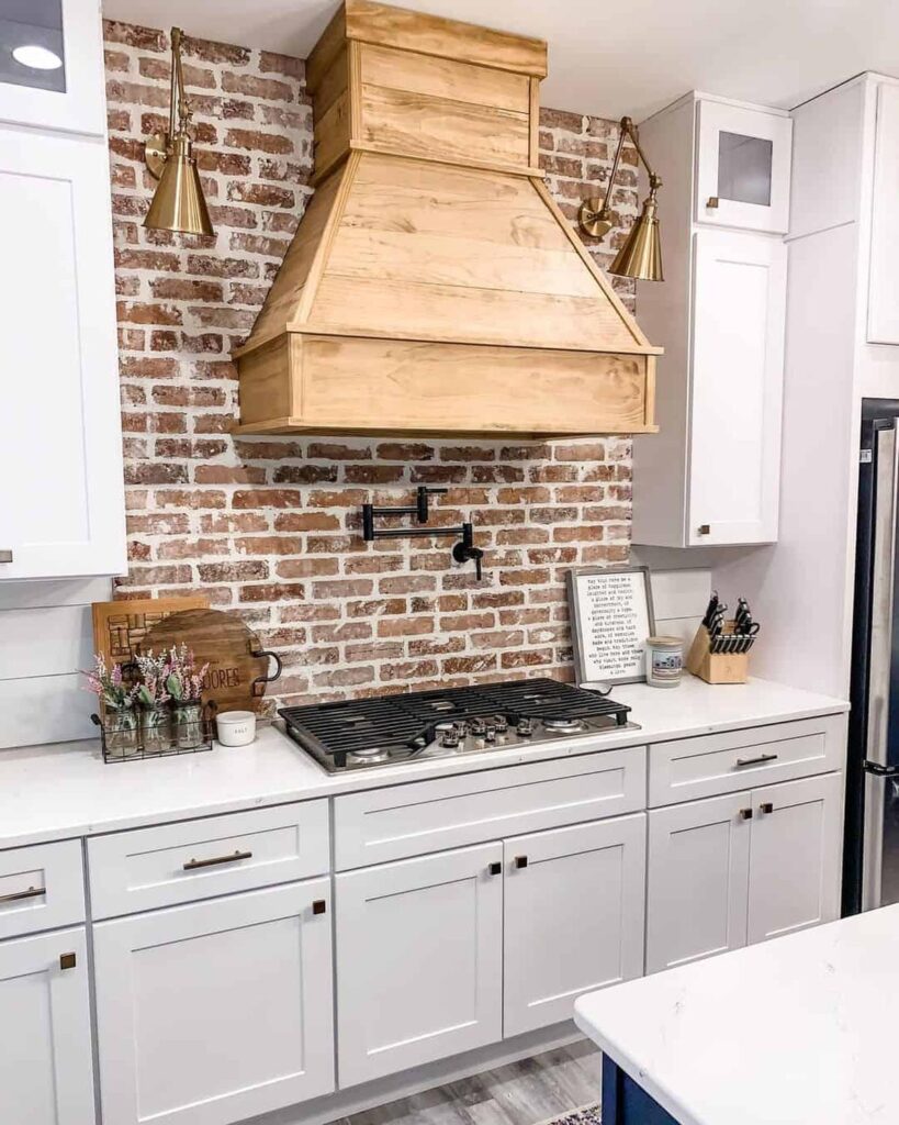 28 Beautiful Wood Range Hoods to Upgrade Your Kitchen -Architectural ...