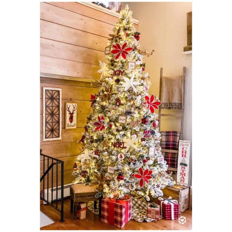 27 Plaid Christmas Tree Ideas for a Rustic Feel -Architectural Foundation