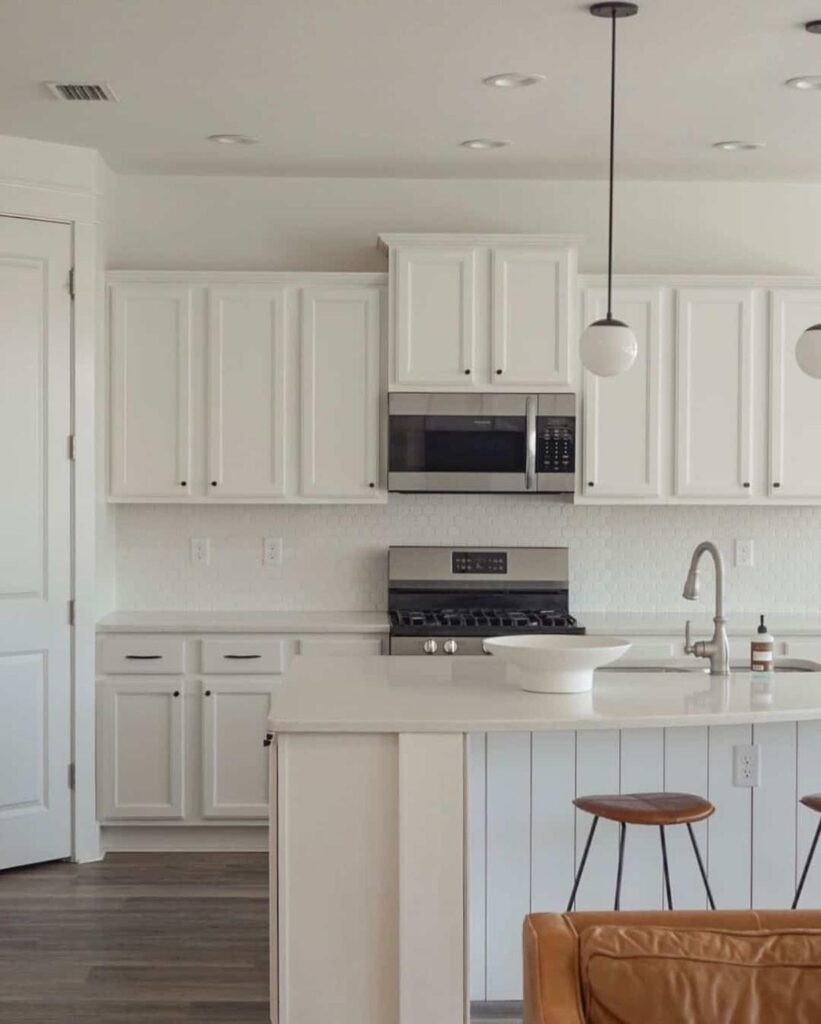 25 Sleek All White Kitchens for Modern Style -Architectural Foundation