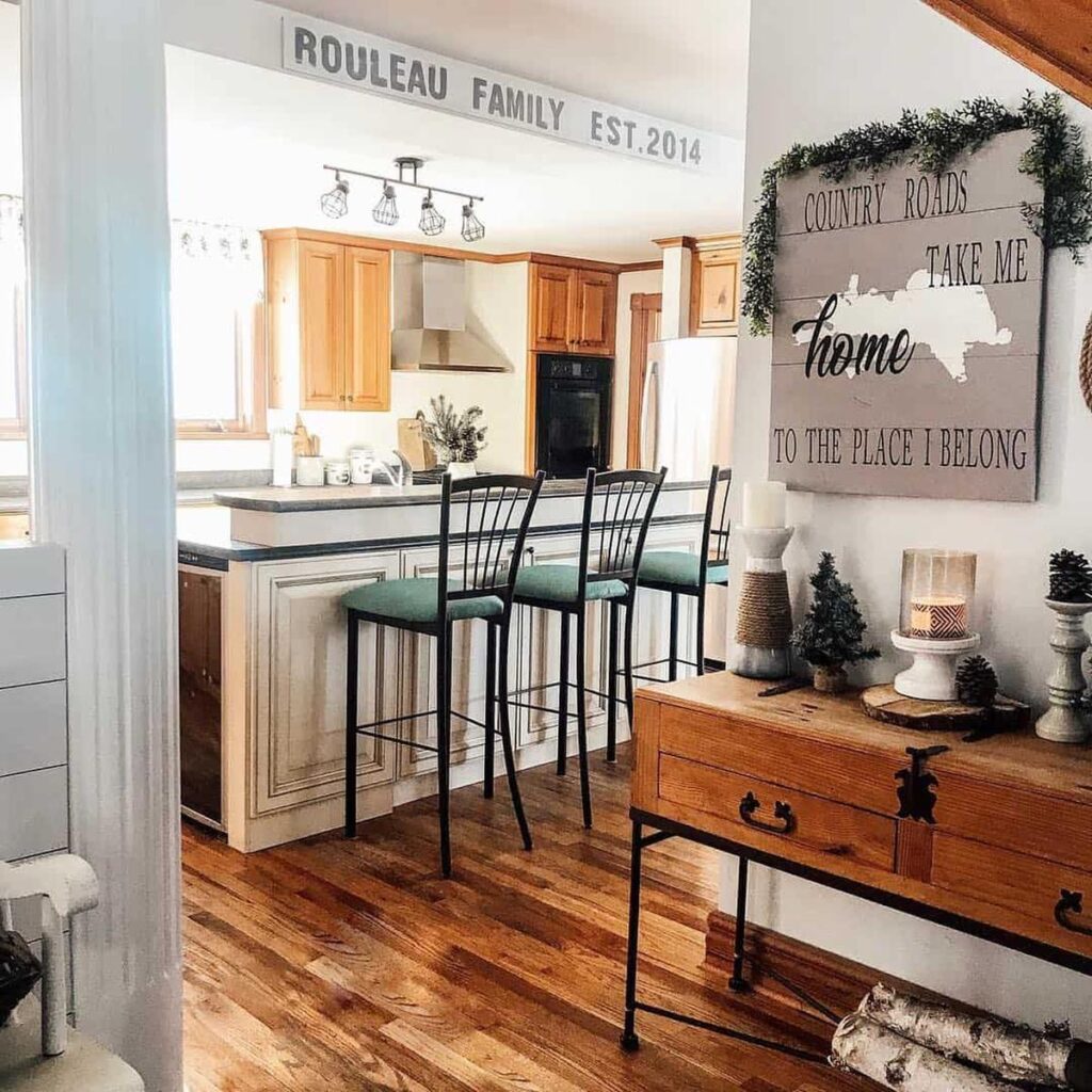35 Delightful Farmhouse Signs That Make a Statement -Architectural ...