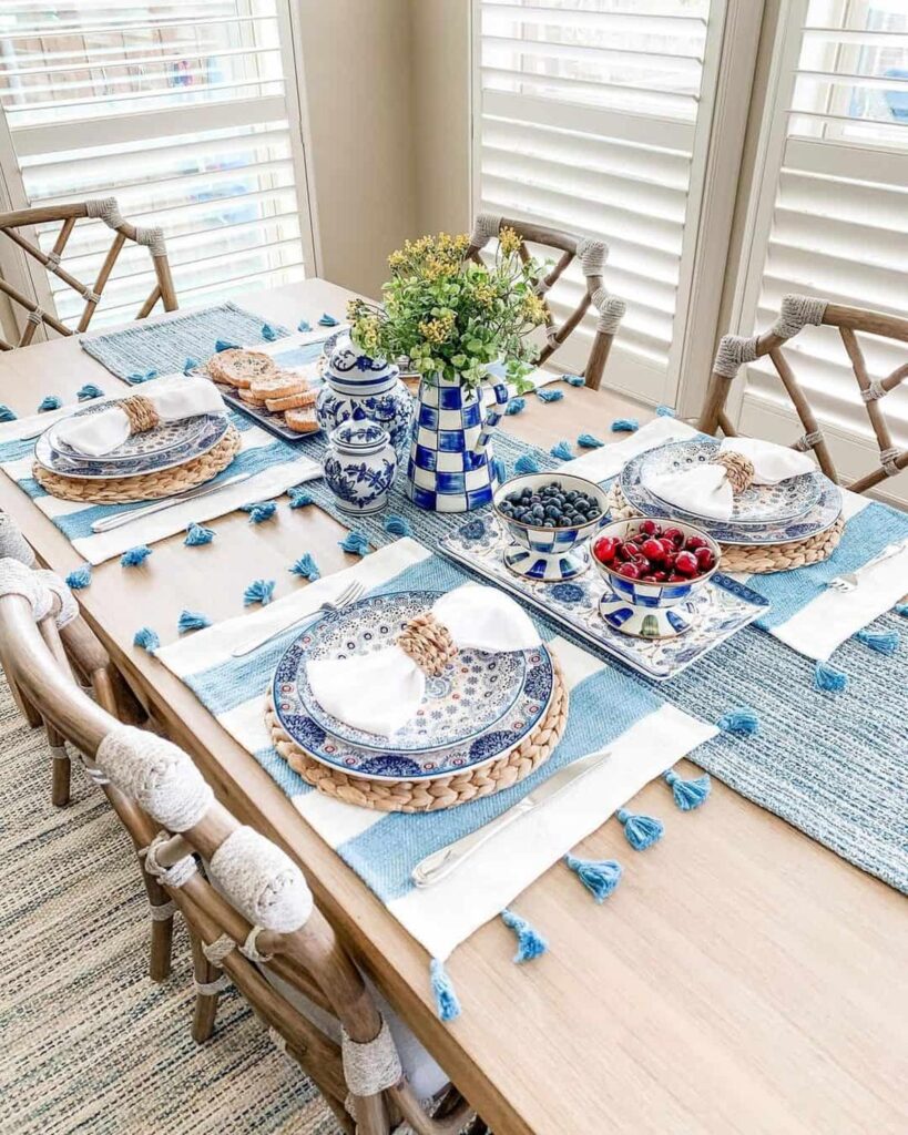17 Gorgeous Blue Centerpieces to Brighten Your Table -Architectural ...