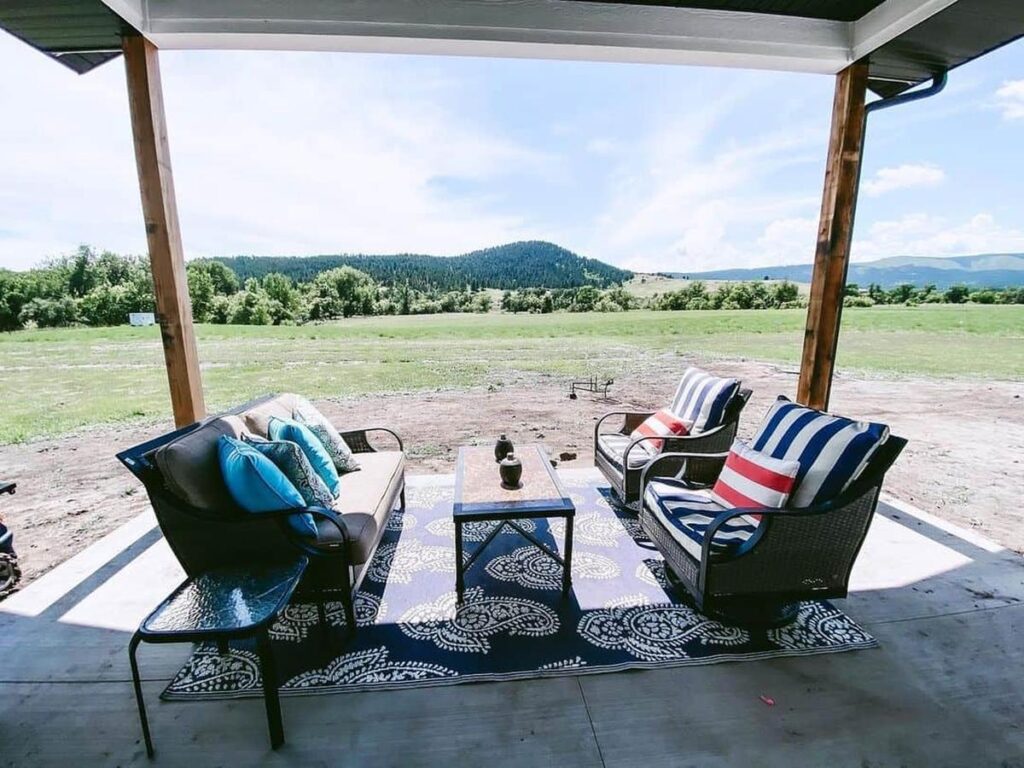 26 Inspiring Outdoor Sitting Ideas for Any Yard -Architectural Foundation