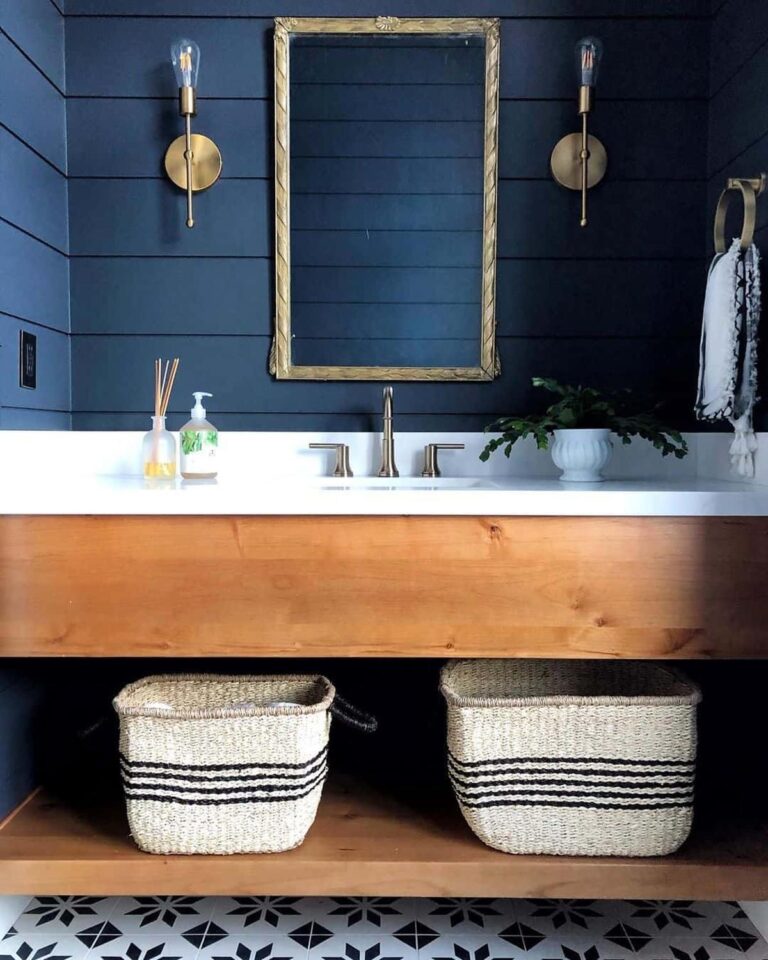 16 Gorgeous Black Shiplap Wall Ideas for a Bold Statement ...