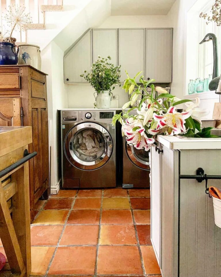 26 Top Utility Room Layouts to Simplify Life -Architectural Foundation