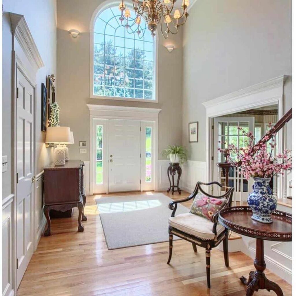 14 Impressive Two-Story Foyer Lighting Ideas for a Grand Entrance ...