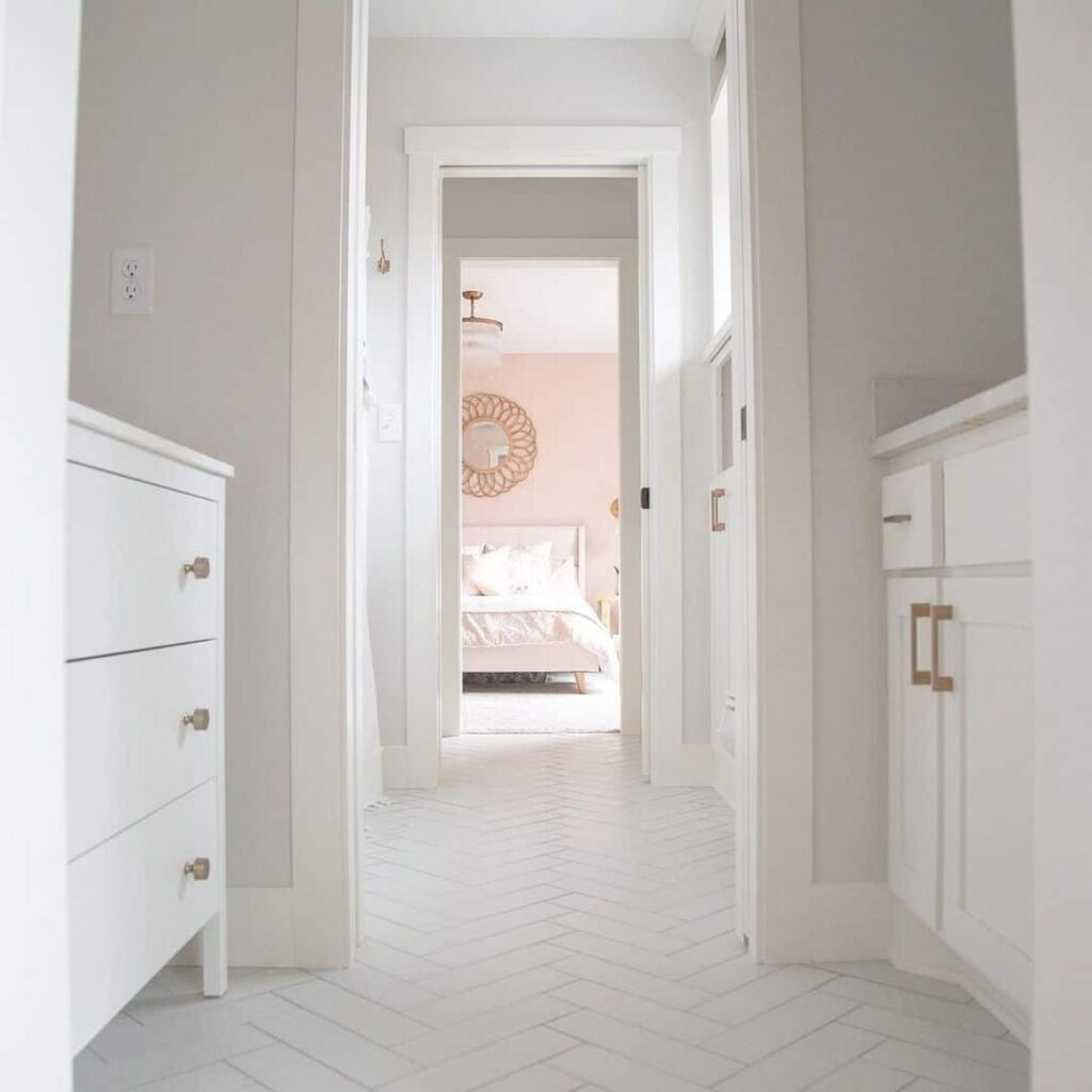 16 Creative Ways to Use White Herringbone Tiles -Architectural Foundation