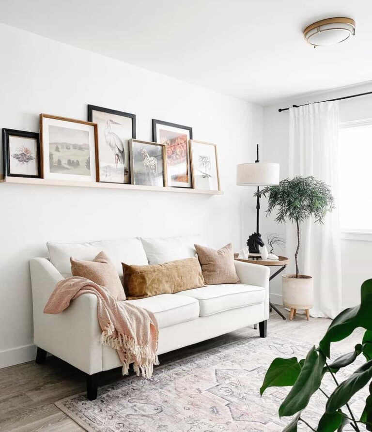 35 Stylish Picture Ledge Ideas to Showcase Your Photo -Architectural ...