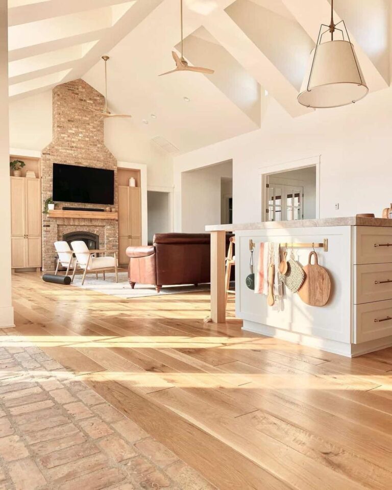 20 Unique Vaulted Ceiling Ideas for Any Room -Architectural Foundation