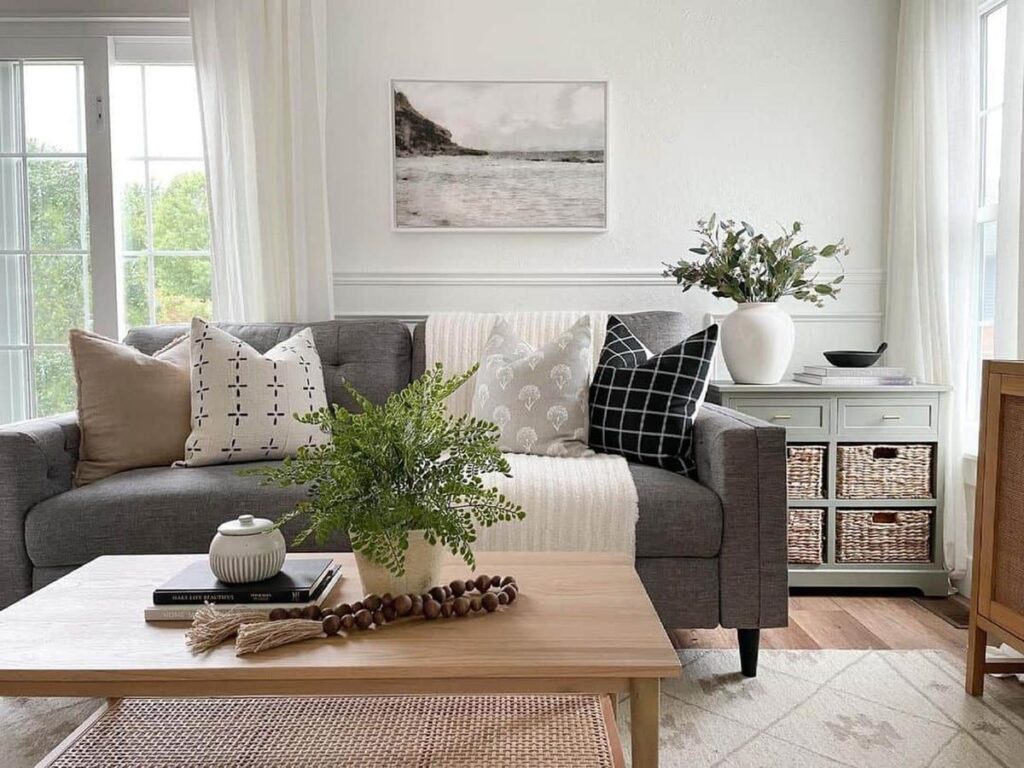 36 Must-Have Throw Pillows for Grey Couches -Architectural Foundation