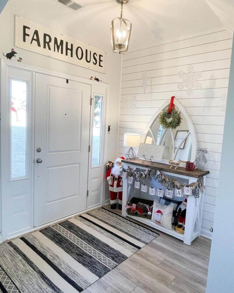 32 Stylish Shiplap Entryway Ideas for a Warm Welcome -Architectural ...