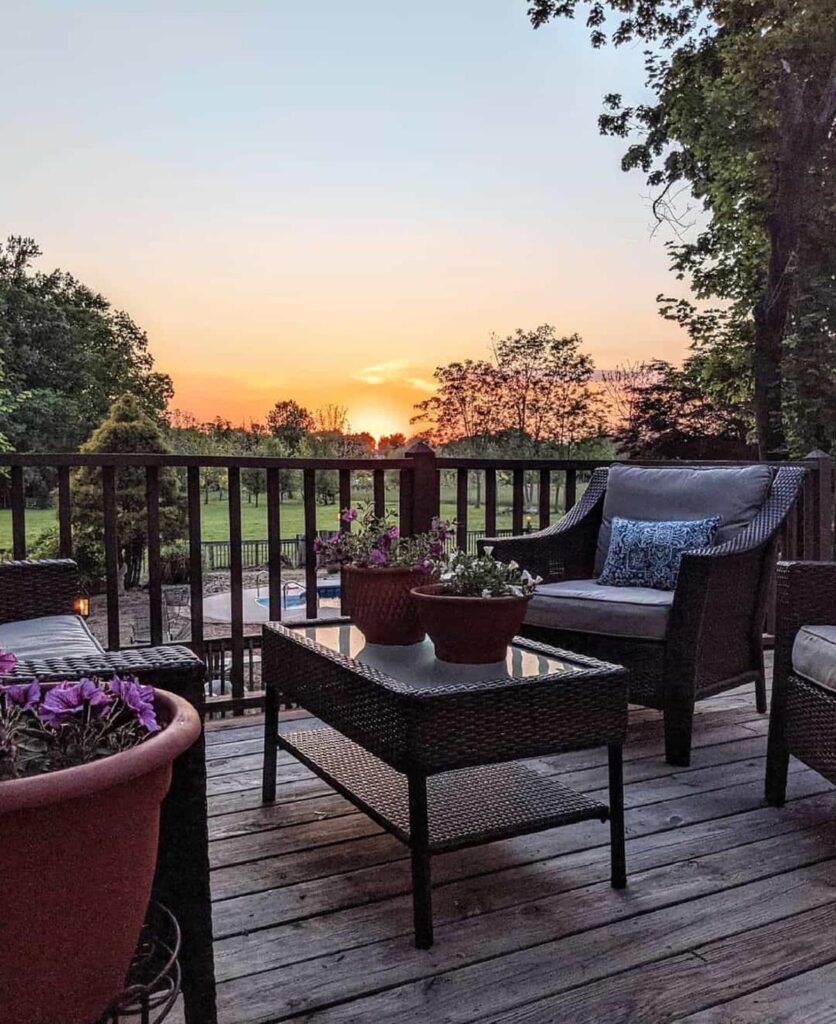 18 Inviting Small Deck Ideas to Help You Build a Dream Outdoor Escape ...