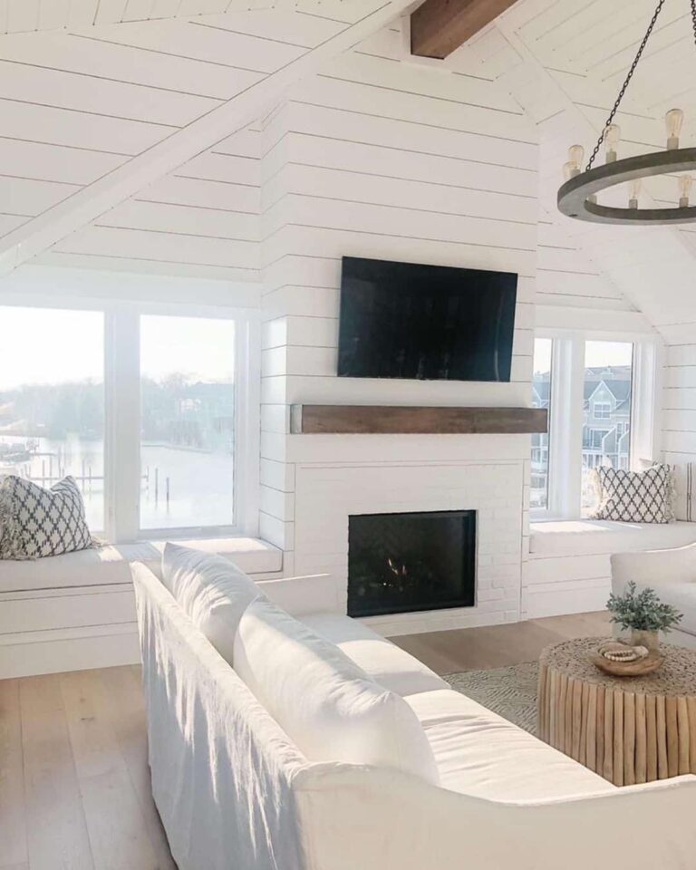 23 Coastal Fireplace Ideas for a Breezy, Relaxed Look -Architectural ...