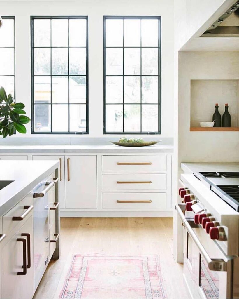 25 Sleek Slab Cabinet Doors for a Minimalist Style -Architectural ...