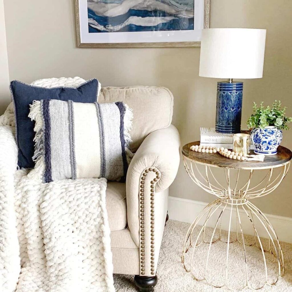 18 Inviting Blue Table Lamps to Illuminate Your Nautical Space ...