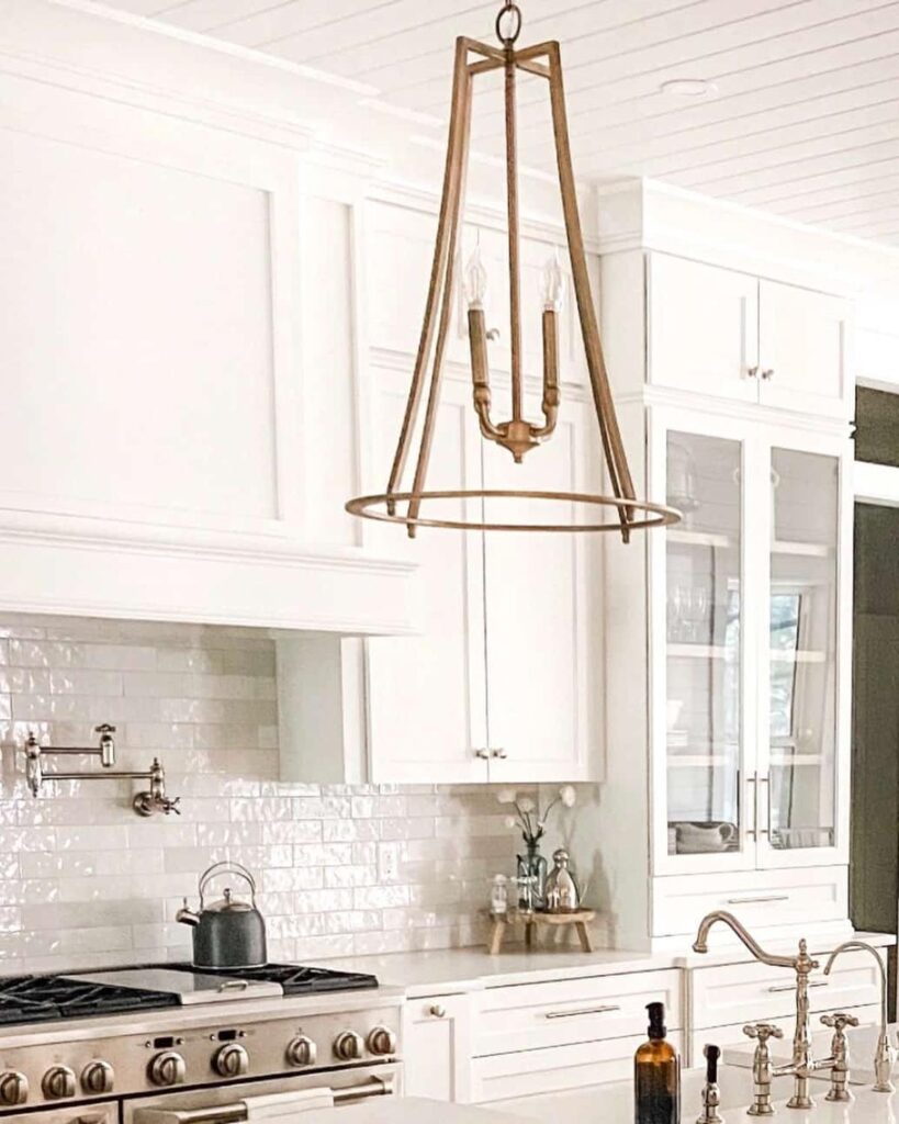 25 Sleek All White Kitchens for Modern Style -Architectural Foundation