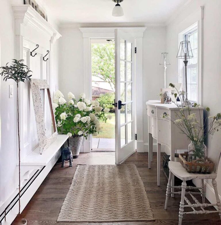 29 Entryway Furniture Ideas for a Functional Welcome -Architectural ...