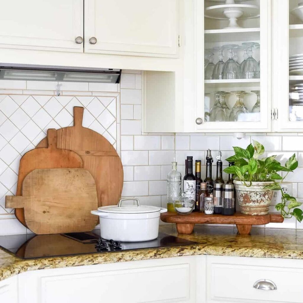 26 Inside Corner Tiling Techniques for a Polished Look -Architectural ...