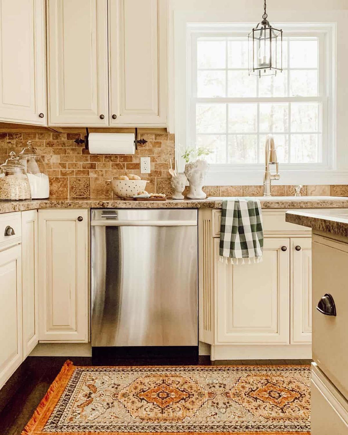 24 Stylish Brick Backsplashes That Make Your Kitchen Shine ...