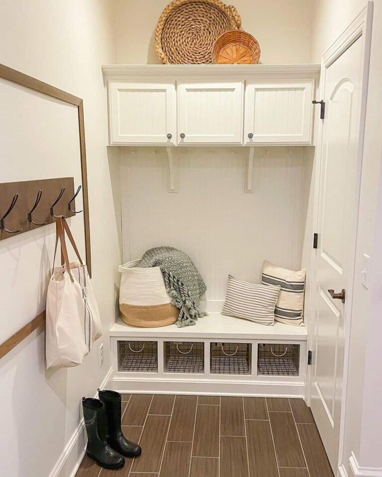 29 Smart Mudroom Organization Ideas for a Neat Entryway -Architectural ...