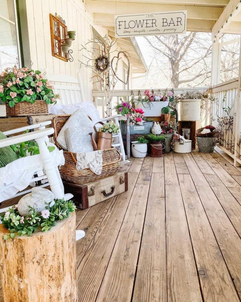 27 Creative Porch Decor Ideas for a Cozy and Inviting Curb Appeal ...
