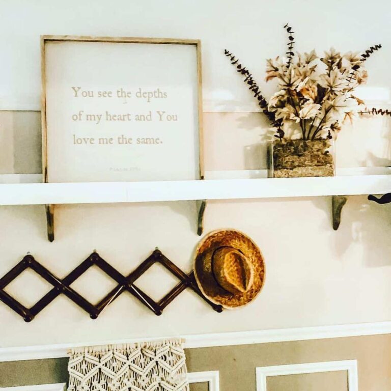 29 Creative Farmhouse Shelf Decor Ideas for a Rustic Look ...
