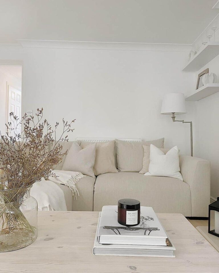 23 Warm and Inviting Greige Living Room Ideas -Architectural Foundation