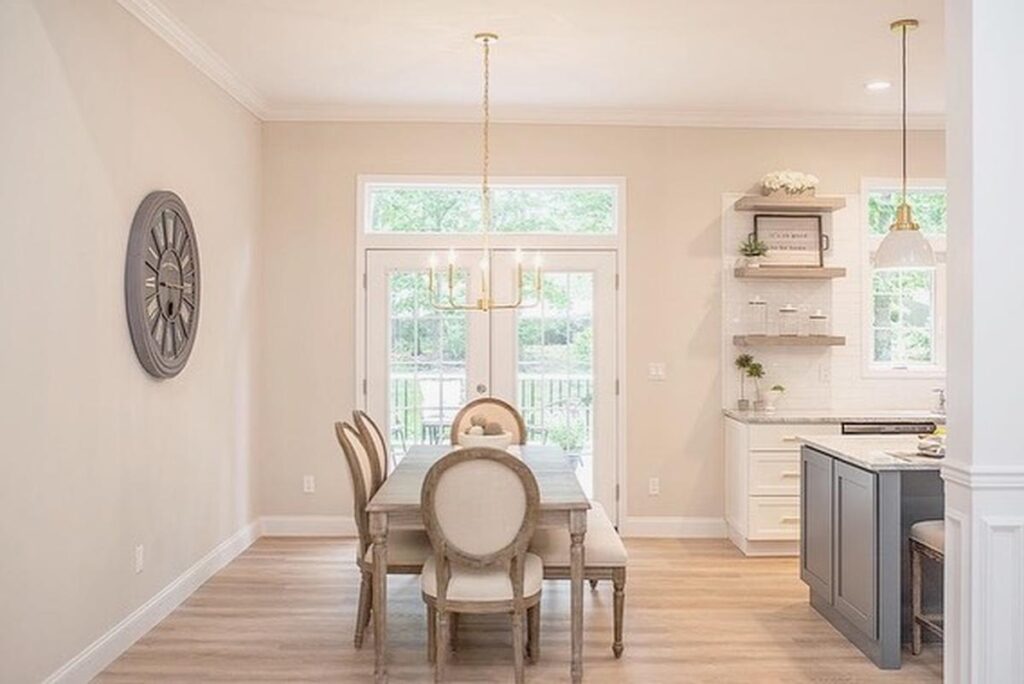 26 Stylish Transom Window Ideas for Extra Light -Architectural Foundation
