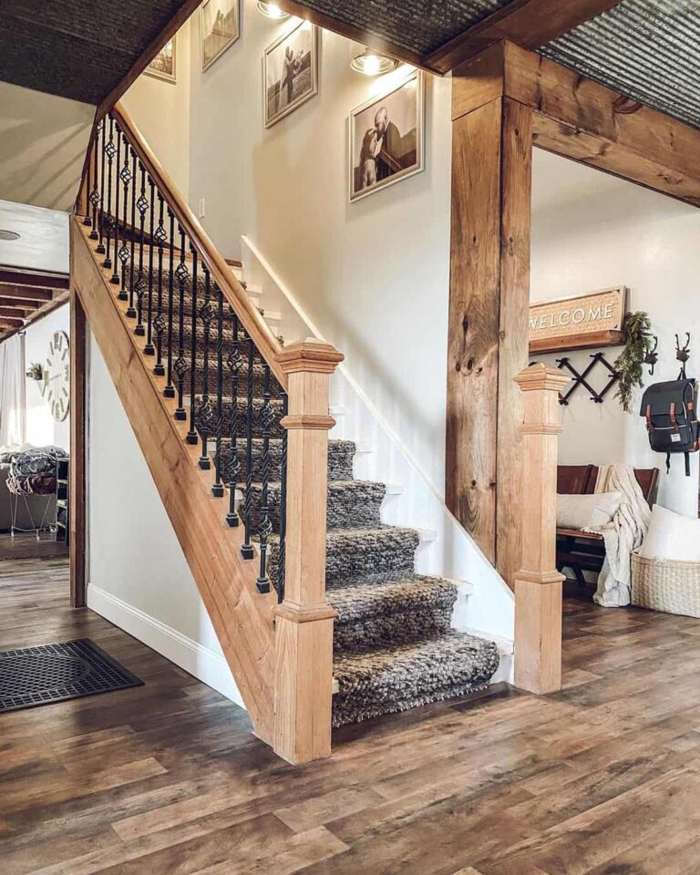 15 Best Staircase Gallery Walls to Inspire Your Home -Architectural ...