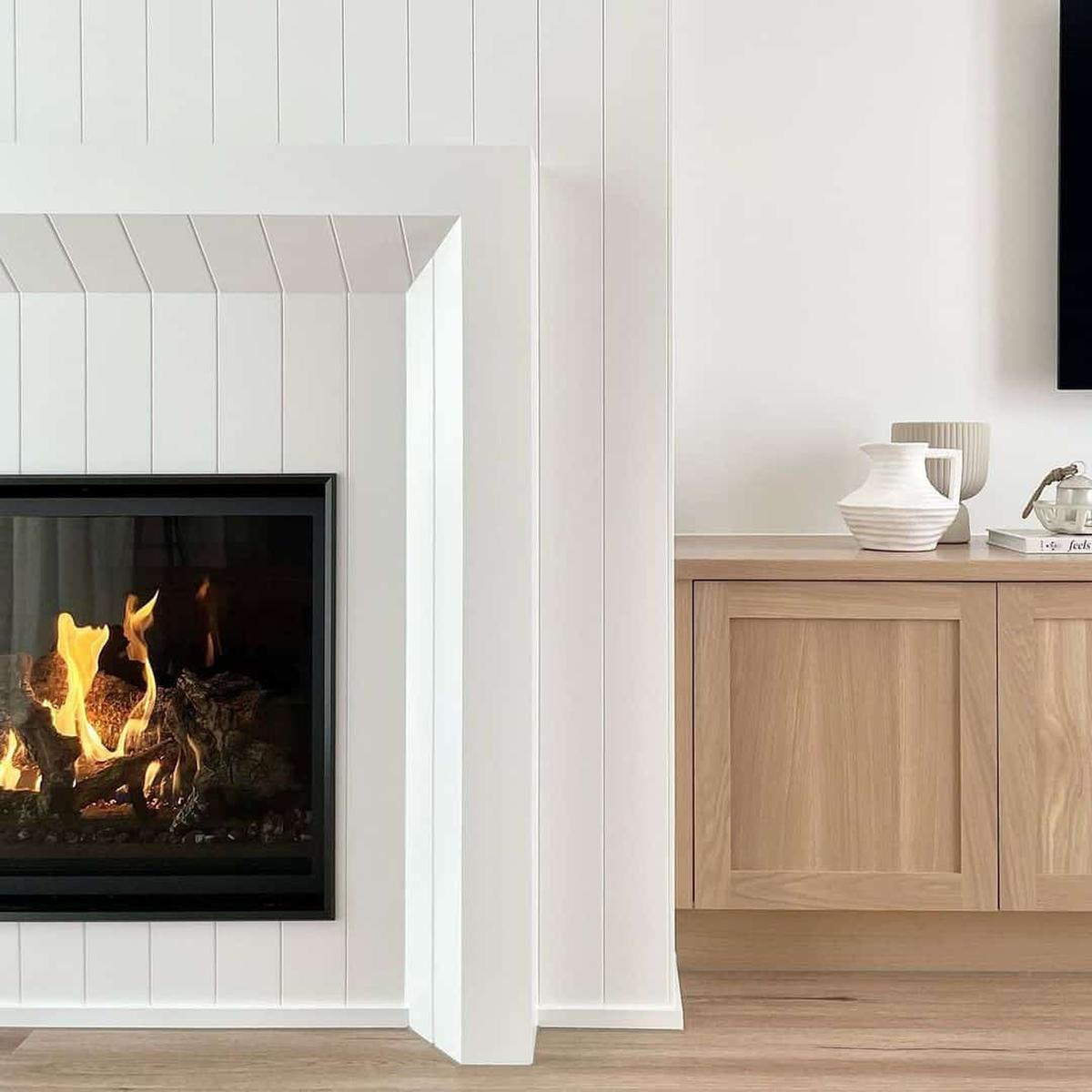 11 Unique Vertical Shiplap Fireplaces for a Cozy Atmosphere -Architectural Foundation