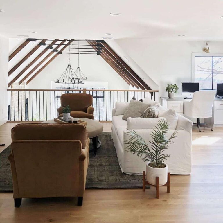 27 Wagon Wheel Chandelier Designs for Living Room to Admire ...