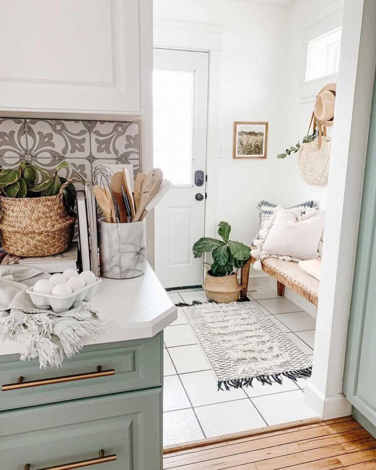 16 Smart Tile Backsplash Edge Trim Ideas to Finish Your Look ...