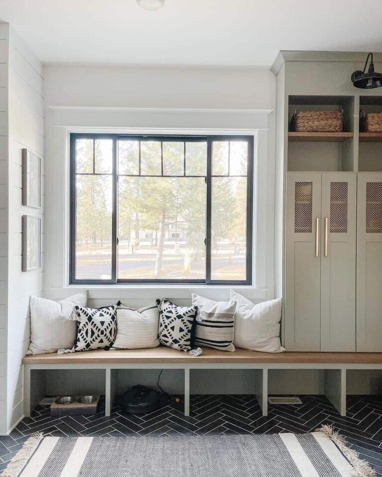 26 Gorgeous Interior Black Window Frames to Elevate Your Home's ...