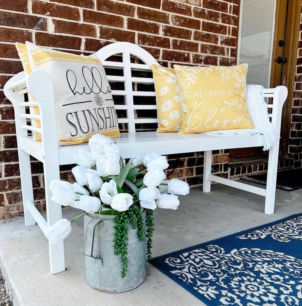 28 Beautiful Colors That Go With Yellow for a Bright Space ...