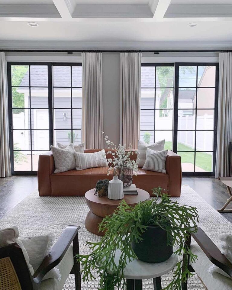 26 Gorgeous Interior Black Window Frames to Elevate Your Home's ...