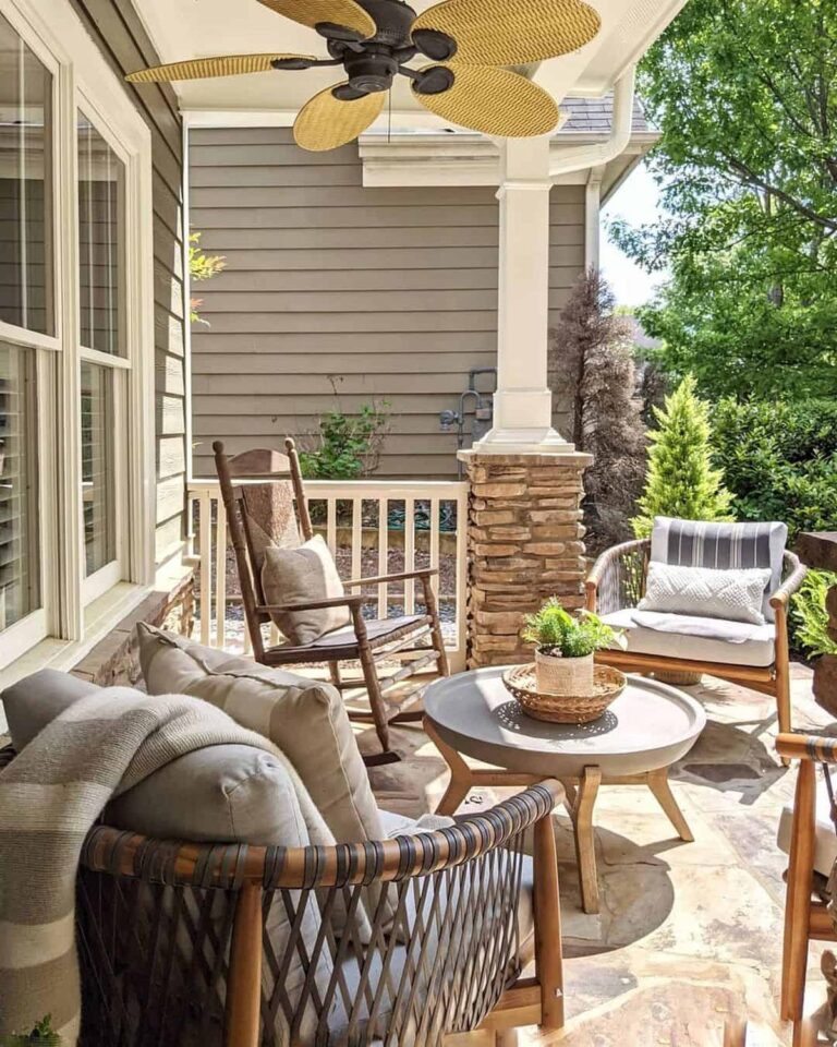29 Fresh Front Porch Furniture Ideas to Transform Your Entryway ...
