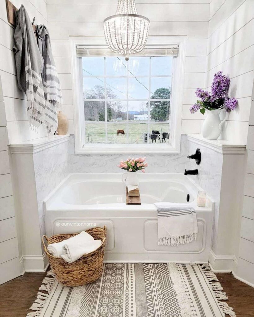 17 Functional Bathtub Ledge Ideas to Elevate Your Bathroom Experience ...