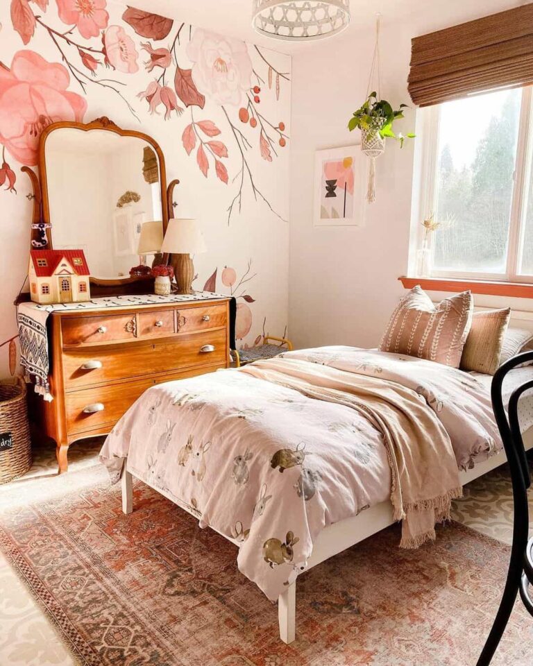 35 Playful and Cute Wallpaper Designs for Girls of All Ages ...