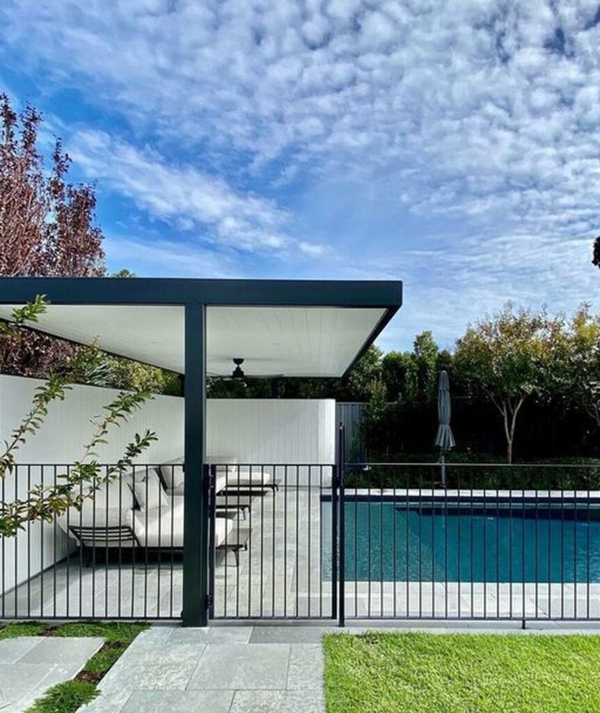 48 Smart Pool Fence Design Ideas with Pros and Cons